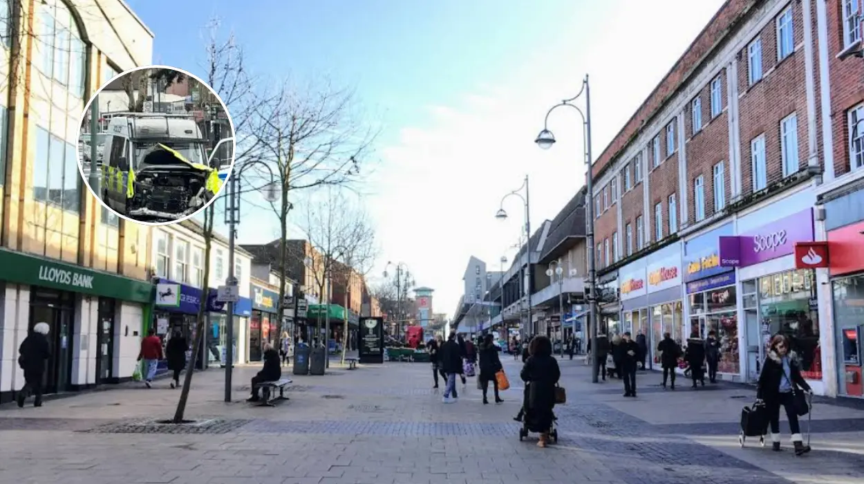 Bexleyheath Crash: Damaged Police Van, 5 to Hospital 2026